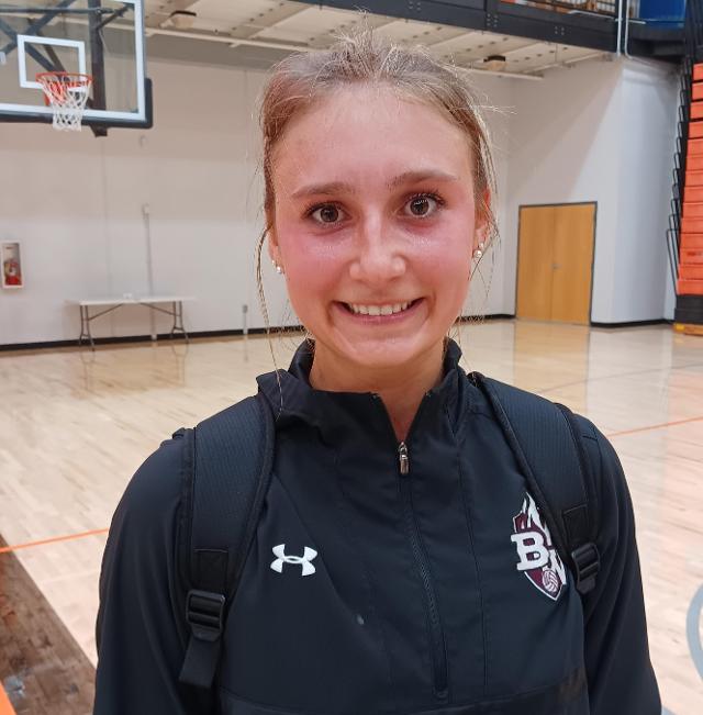 Mya Schutzenhofer Is Key Player For Belleville West Girls Volleyball ...
