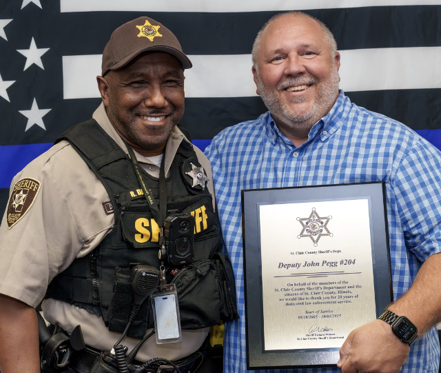 St. Clair Sheriff’s Department Honors Veteran Deputies | RiverBender.com