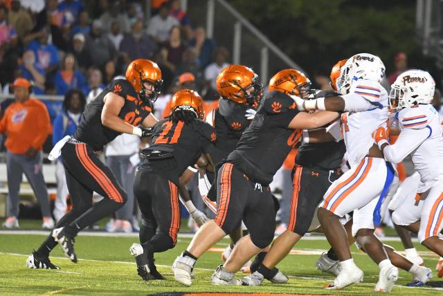Accidental Lights Cut Stops Edwardsville-East St. Louis Football Game ...