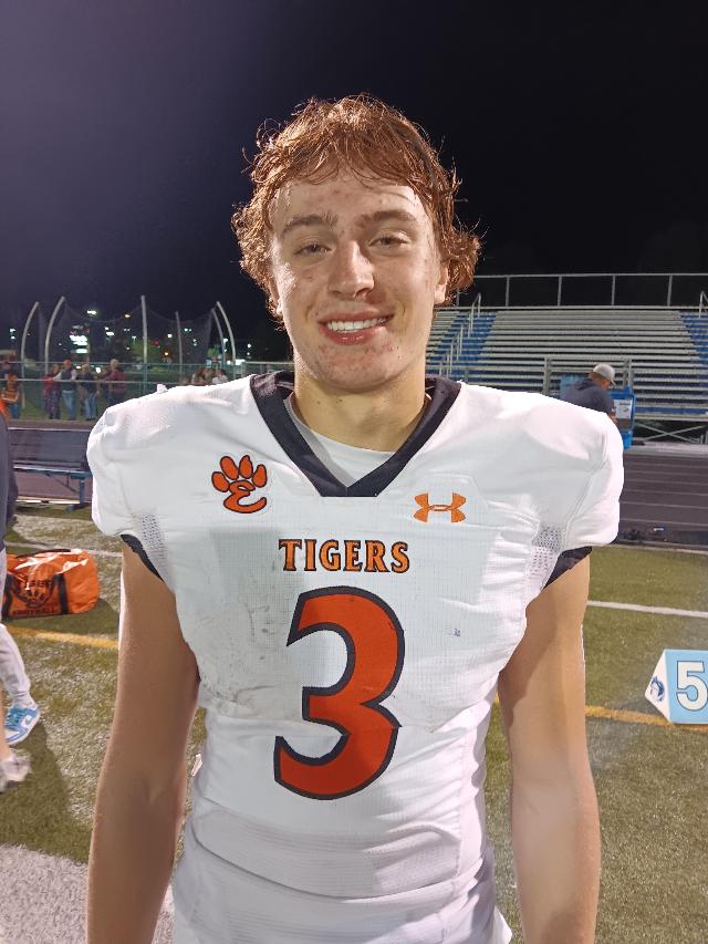 Edwardsville's Clayton Lakatos Takes 50-Yard Screen Pass In For Winning ...
