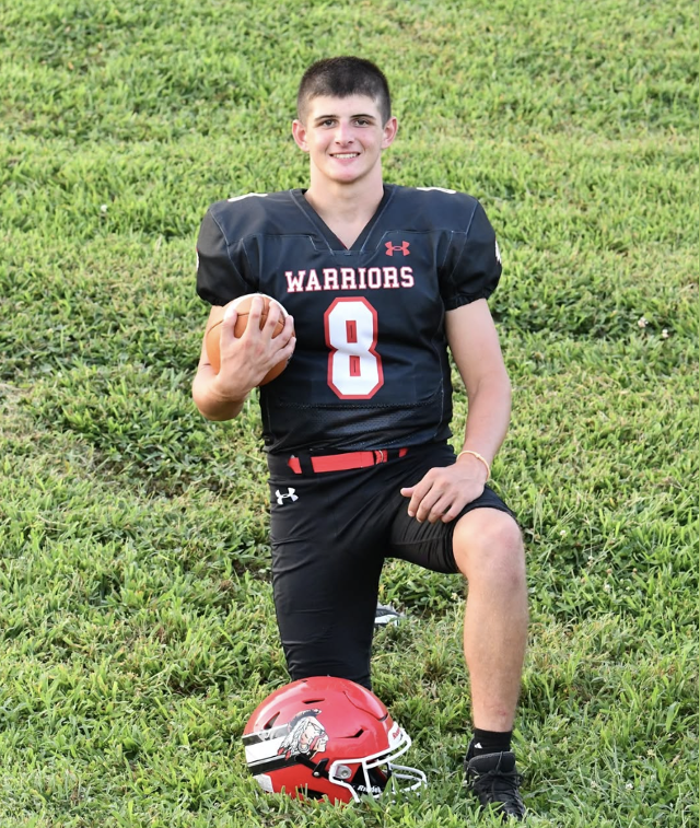 Jake Brannan's Touchdowns Fuel Calhoun's Victory; Hawks Dominate Beardstown 62-6 | RiverBender.com