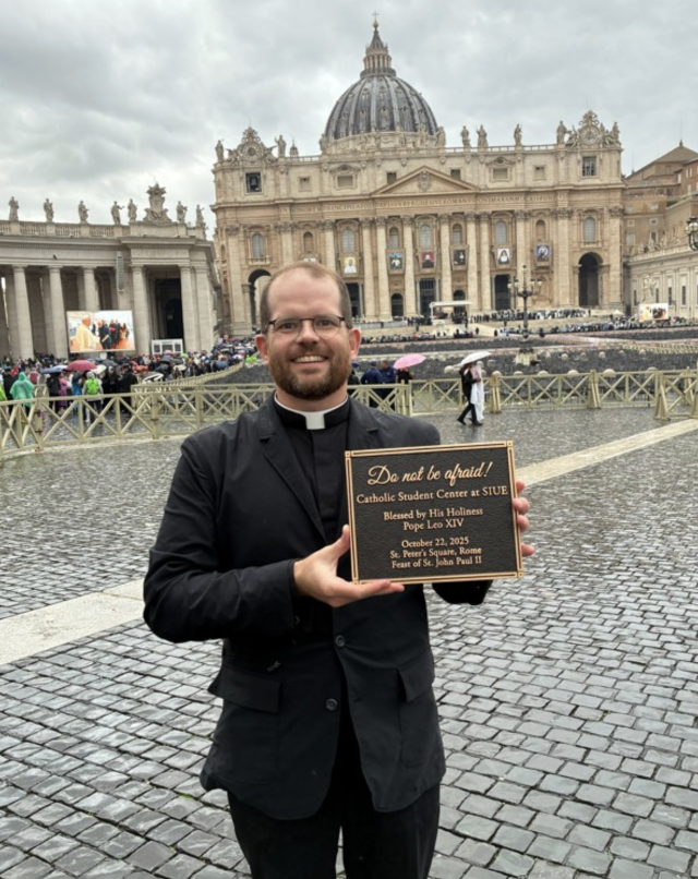 Maryville Priest Receives Golden Ticket To Meet Pope Leo | EdGlenToday.com