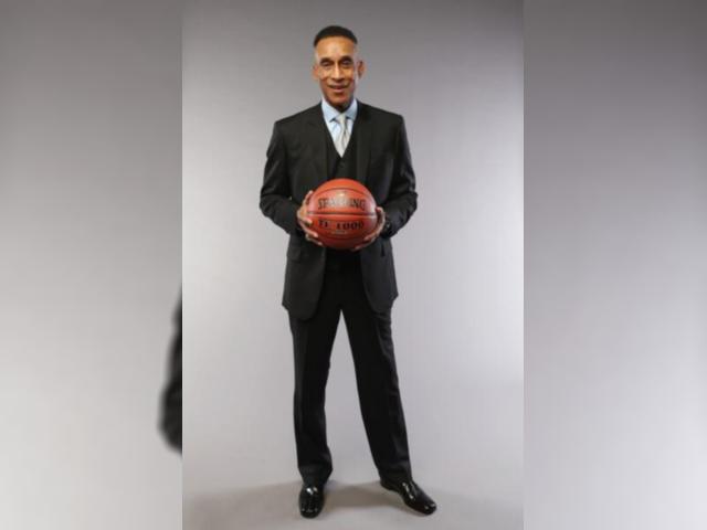 The Lions Of History | EdGlenToday.com