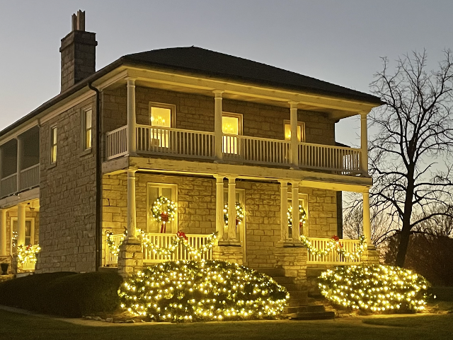 Benjamin Godfrey Mansion Lights Up for Second Christmas | RiverBender.com