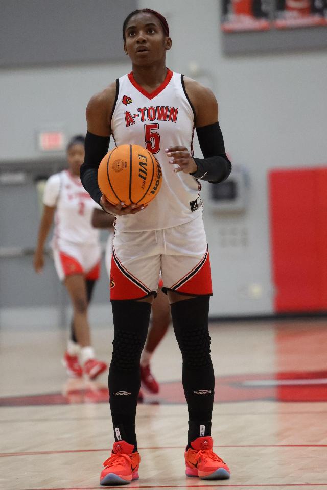 Alton Cruises Past Central Cougars In Season Opener | RiverBender.com