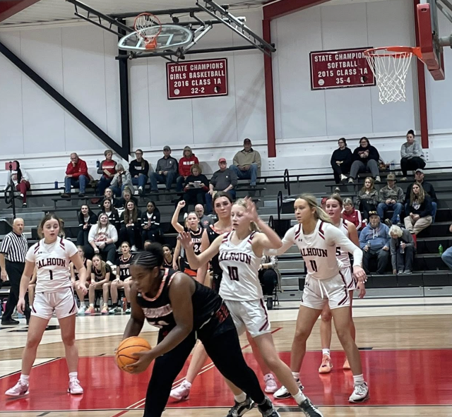 New Edwardsville Girls Basketball Coach Kaylie Gudka Leads Team To ...