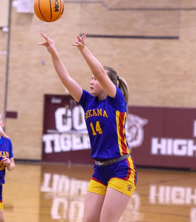 Roxana Sets Up Championship Clash with Marissa after Win | RiverBender.com