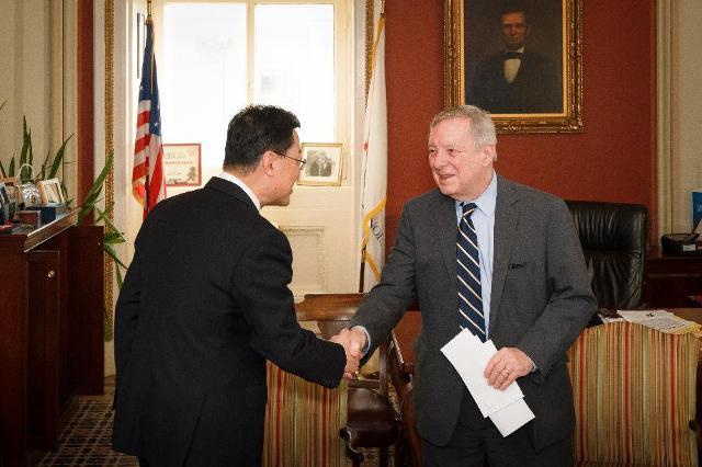 Durbin, Coons, Reed, Rosen Meet With Chinese Ambassador To The United ...