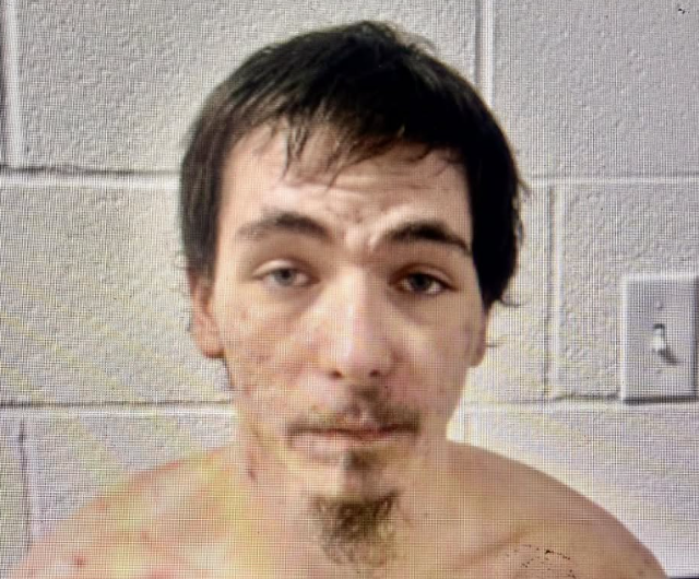 Speeding Vehicle Chase Ends With Suspect's Foot Pursuit | RiverBender.com