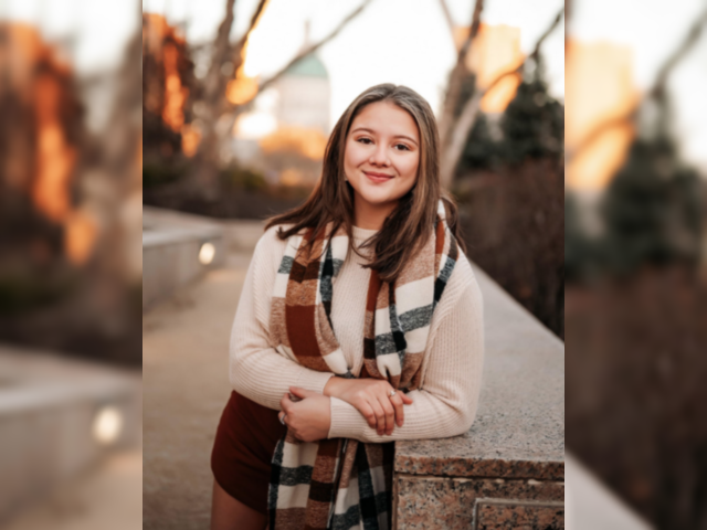 Cheerleader Riley Shook Is Midwest Members Credit Union Female Athlete ...