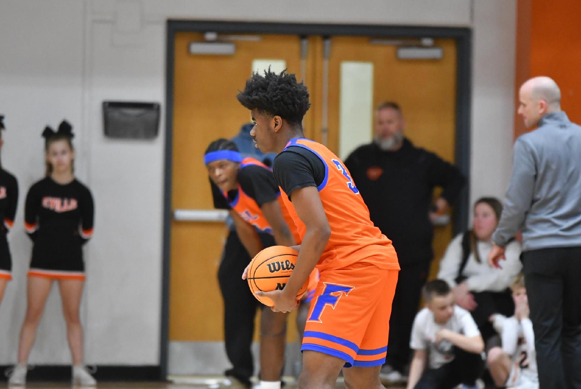 Multiple Players In Double Figures: Jamison White Leads East St Louis ...