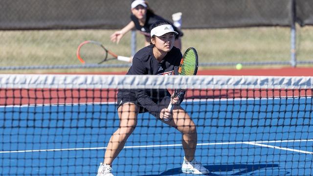EHS Grad Chloe Koons, Other SIUE Tennis Players Amelia Gorman and ...