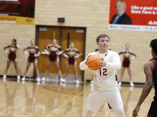 EAWR Oilers Claim First Victory Under Coach Eric DeWerff | RiverBender.com