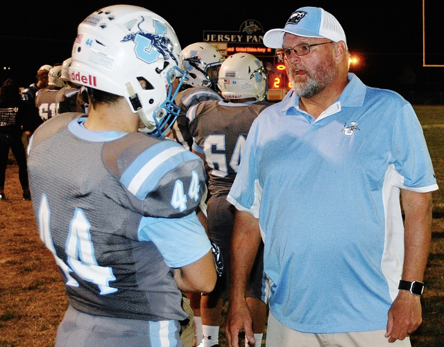 Chris Skinner Named to Illinois Football Coaches Hall of Fame ...
