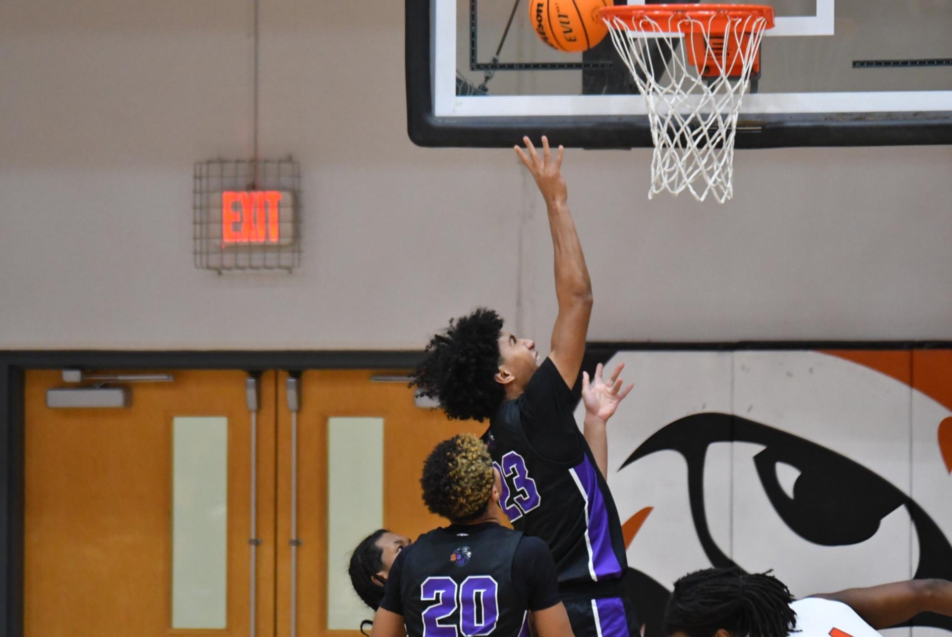 Cameron Lowery Leads Mascoutah to Victory Over Edwardsville ...