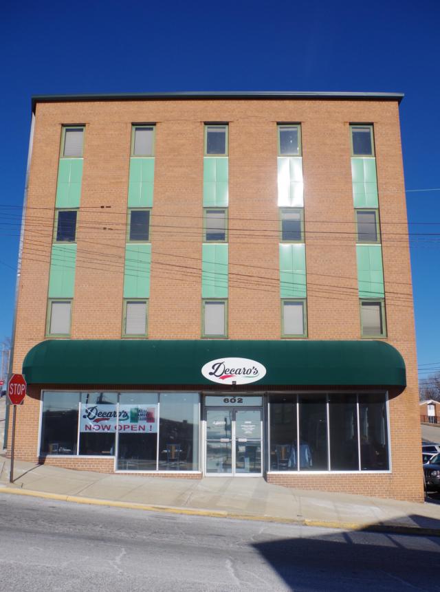 Decaro's is already a hit in Alton with its homemade Italian cuisine ...