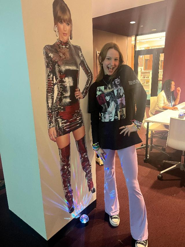 Alyssa Ragsdale Works Hard and "Loves Big" | RiverBender.com