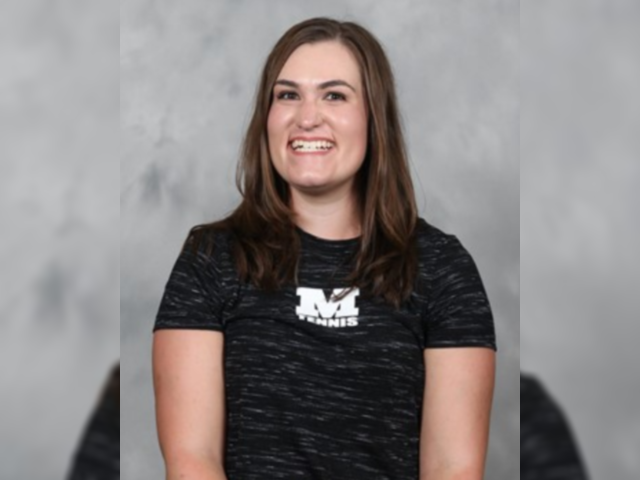 Marquette Catholic Grad Shelby Jones Honored At Honors Convocation At ...