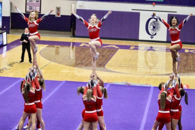 Alton Cheer Squad Shines in SWC Meet | EdGlenToday.com