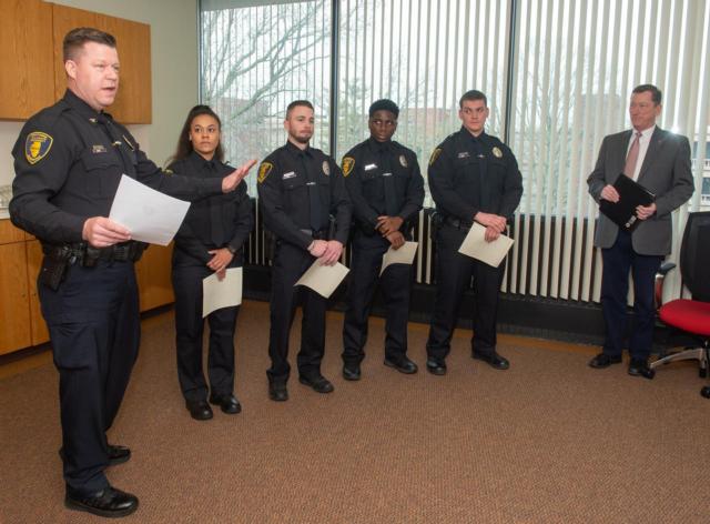 New SIUE Police officers have local ties | RiverBender.com