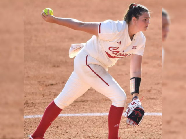 Marquette Grad Meghan Schorman Pitches Several Masterpieces For ...