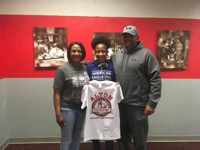 Alton Athletics Association honors Athletes of Month | RiverBender.com