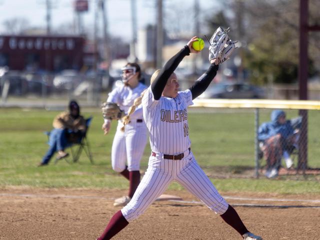 Ealey Has Three Hits, Drives In Two Runs, Beachum Fans Nine, Oilers ...