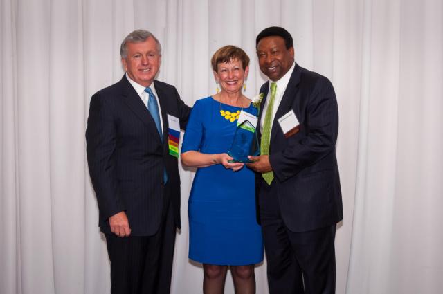 More than 400 gather for Leadership Council Southwestern Illinois ...