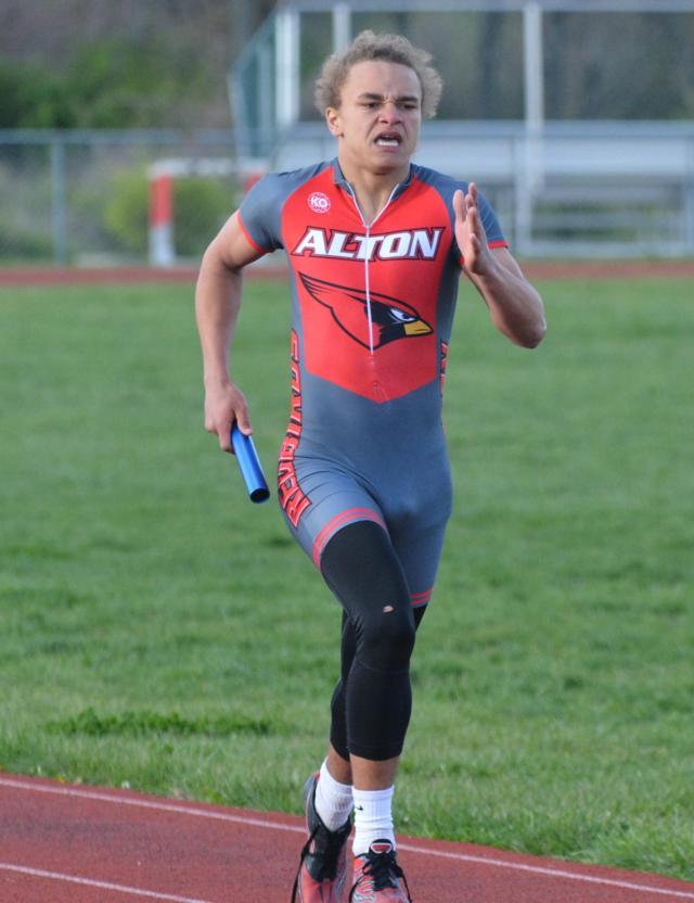 Alton's Brown, Redbird freshmen-sophomore track and field team shines ...