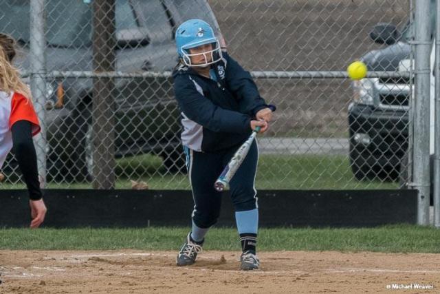 Jersey softball girls pound out 14 hits, but fall 11-9 to Waterloo in ...