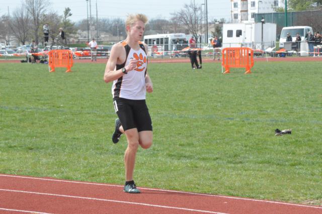 Tiger sophomore Pifer runs in his brother's footsteps | RiverBender.com