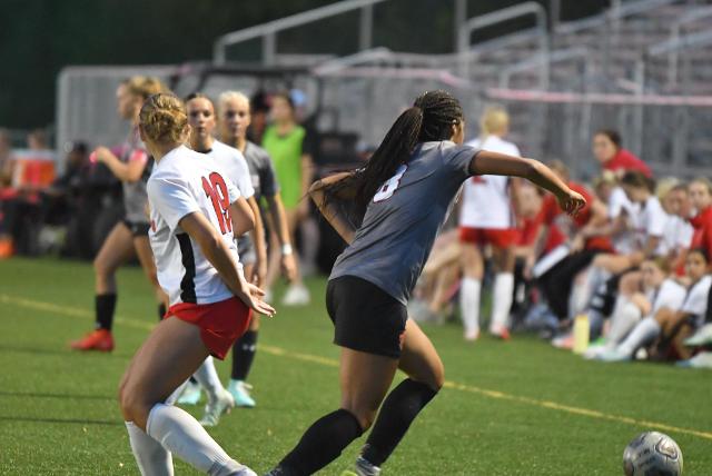 Gabby Thompson’s Goal Secures Edwardsville 1-1 Girls Soccer Draw With ...