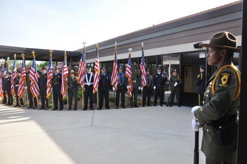 Illinois State Police officers honor the fallen at annual Illinois ...