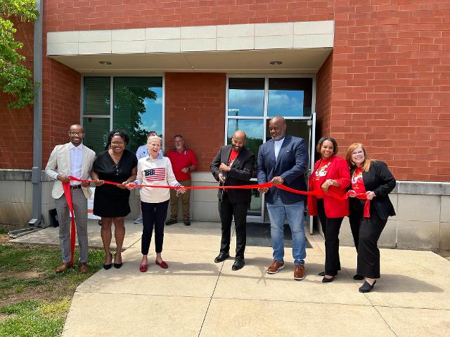 Alton School District and SIHF Open Healthcare Clinic for Students ...