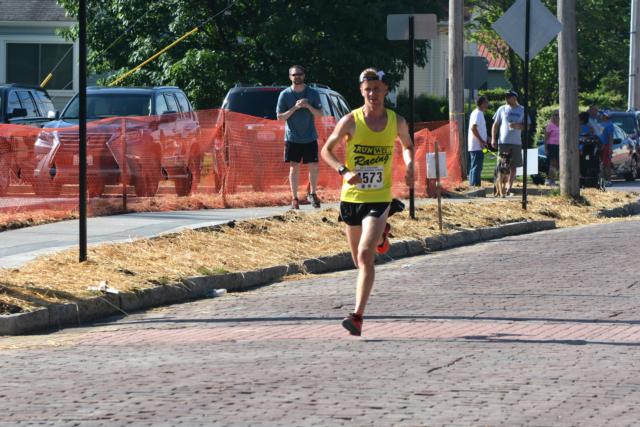 More than 700 turnout for Run for Bonifest 5K, Keith Meyer is race ...