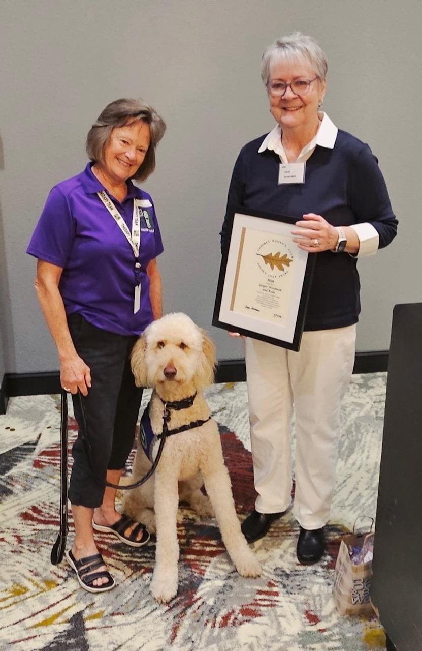 Godfrey Women’s Club Honors Golden Leaf Award Recipient | RiverBender.com