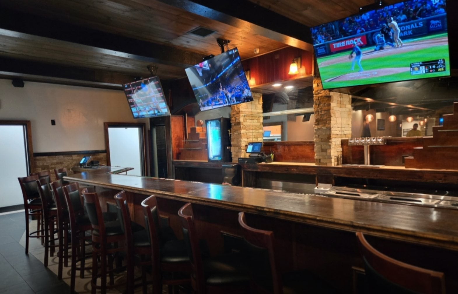 Mac’s on Main Plans to Open in Belleville Next Week | RiverBender.com