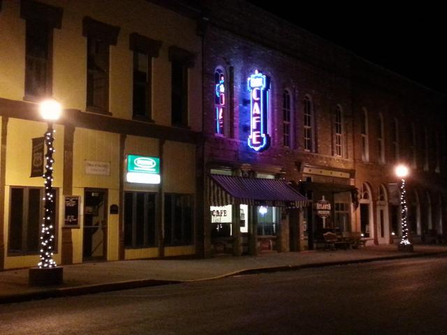 The Illinois Atlanta On Route 66 | RiverBender.com