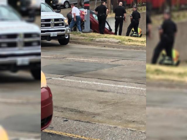Cars Veer Off Road on Piasa and Ninth in Alton During Rush Hour Period ...