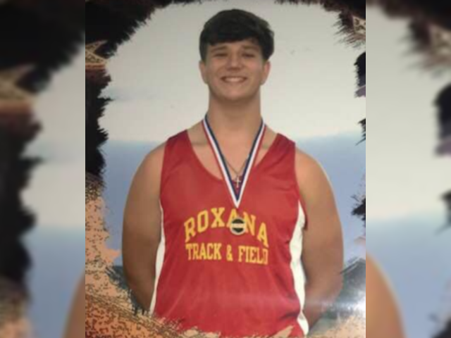 Roxana's Ashton Noble Made History With State Discus Performance, Eyes ...