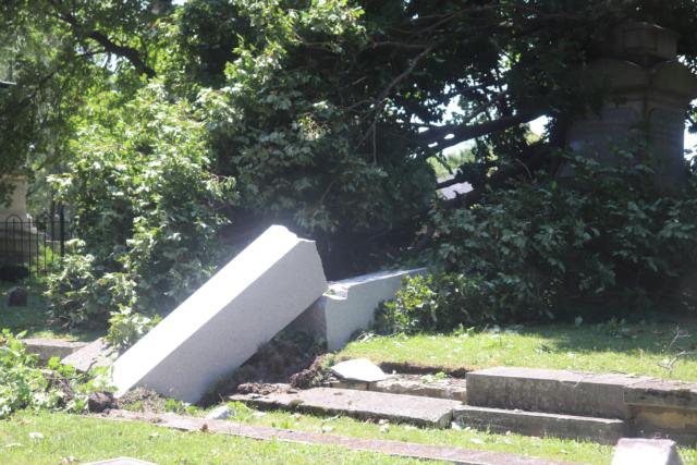 IDFPR Announces Cemetery Relief Fund Grants to Help Restore Abandoned ...