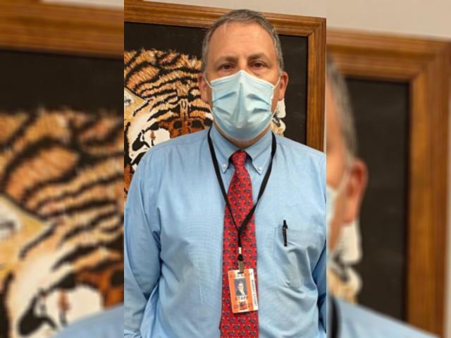 Stuart Makes Return Home To Edwardsville High School As Principal ...