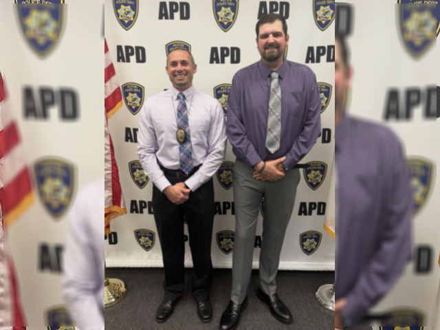 Officer Austin Cross Begins Service With Alton Police | RiverBender.com