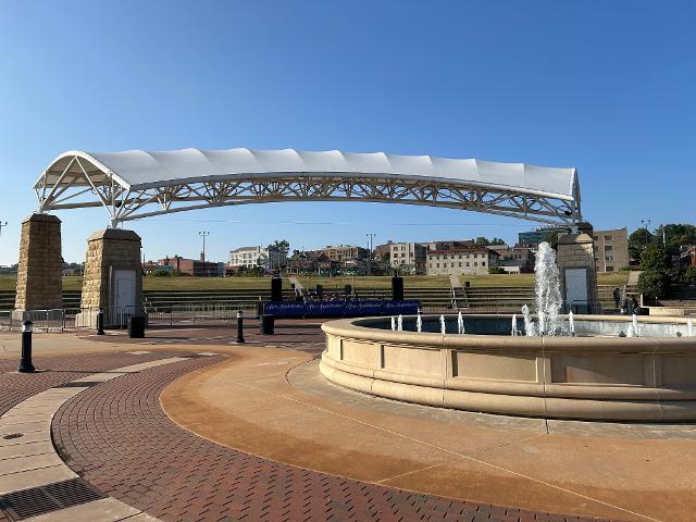 Alton Expo Kicks Off Weekend of Riverfront Fun | RiverBender.com