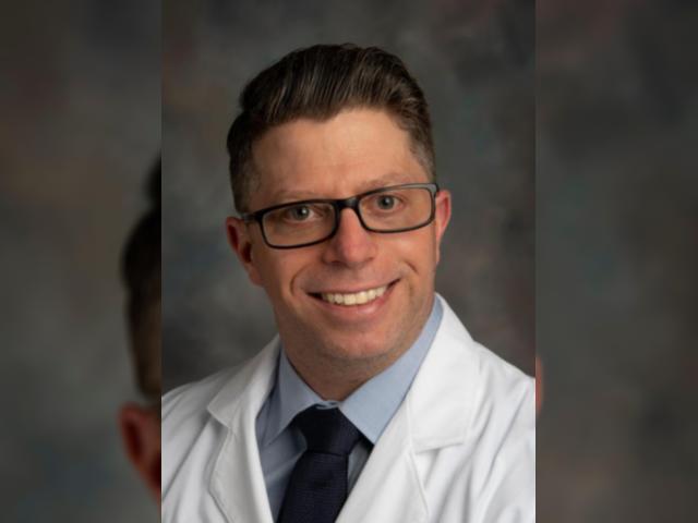 Dr. Daniel Berg Joins Family Physicians of Bethalto | RiverBender.com