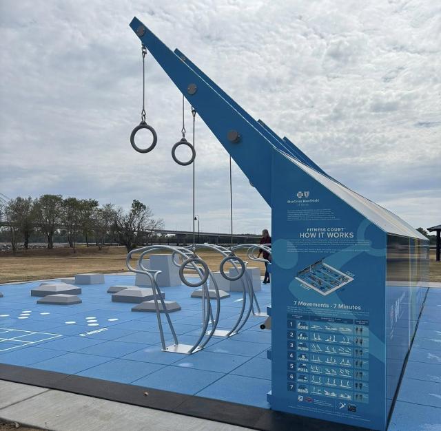 Alton Debuts Fitness Court at Riverfront Park | RiverBender.com