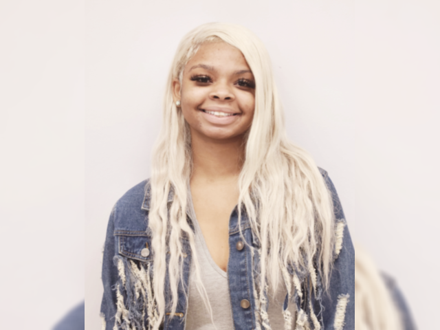 Media Mastermind Jasmine Davis Rocks Civic Memorial | RiverBender.com