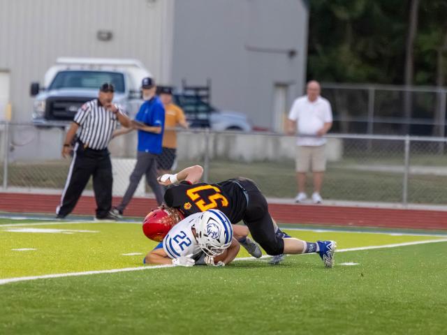 Columbia Eagles Narrowly Defeat Roxana Shells 34-29 | RiverBender.com