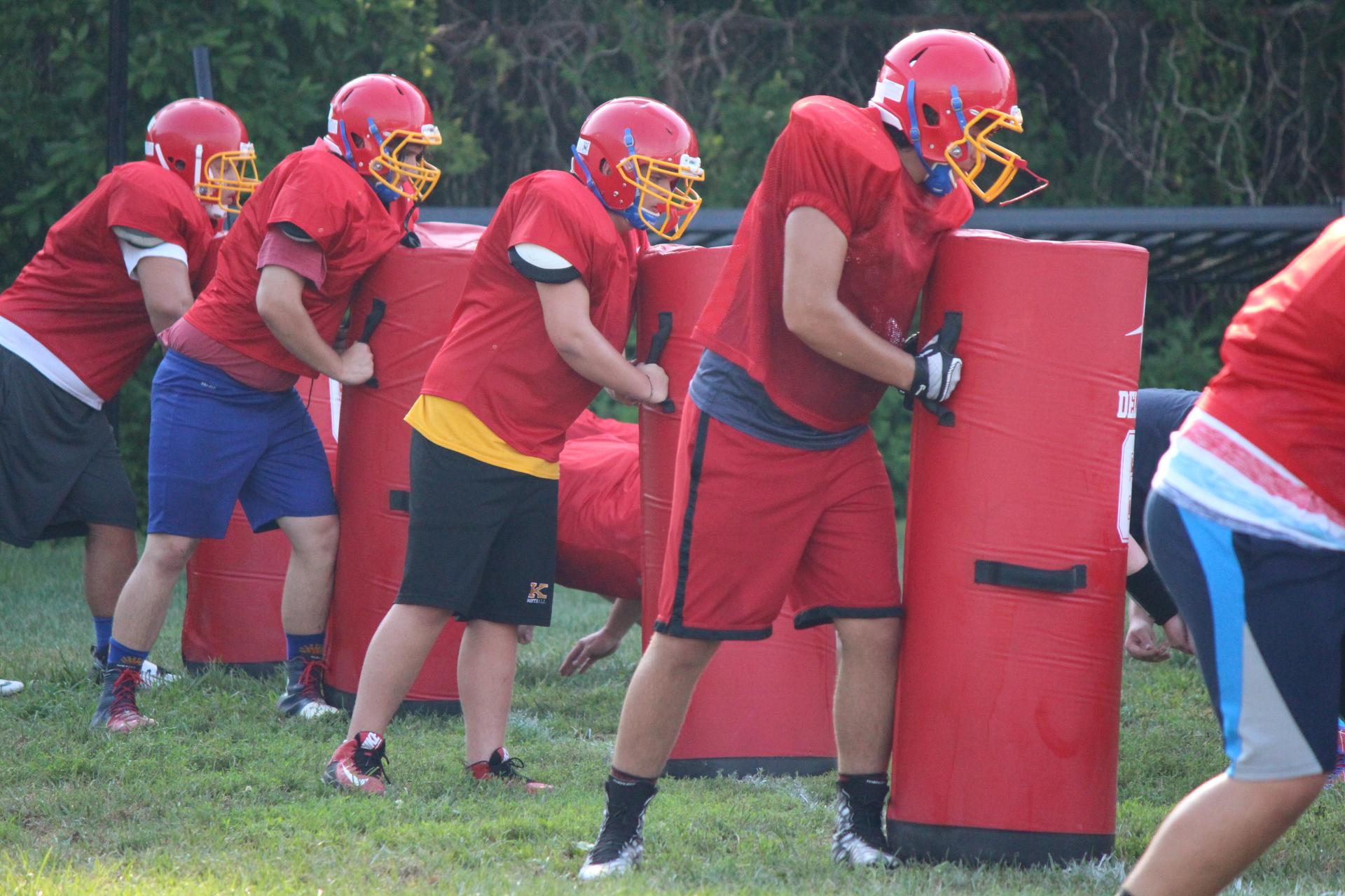 One team, one goal: Roxana Shells ready to hit the gridiron ...